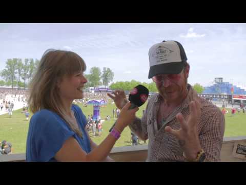 Jesse Hughes staat op ontploffen