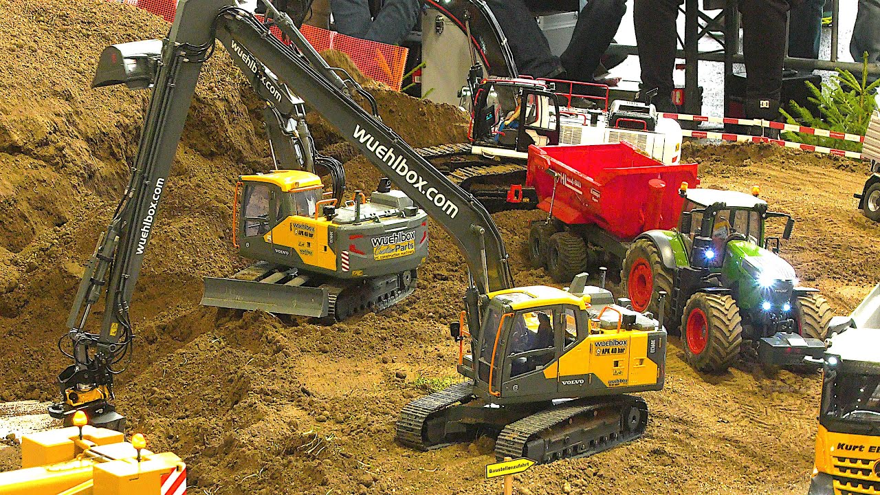 Mega RC Truck Show Friedrichshafen 2025 RC Construction RC Excavator RC Dump Trucks RC Wheel Loader