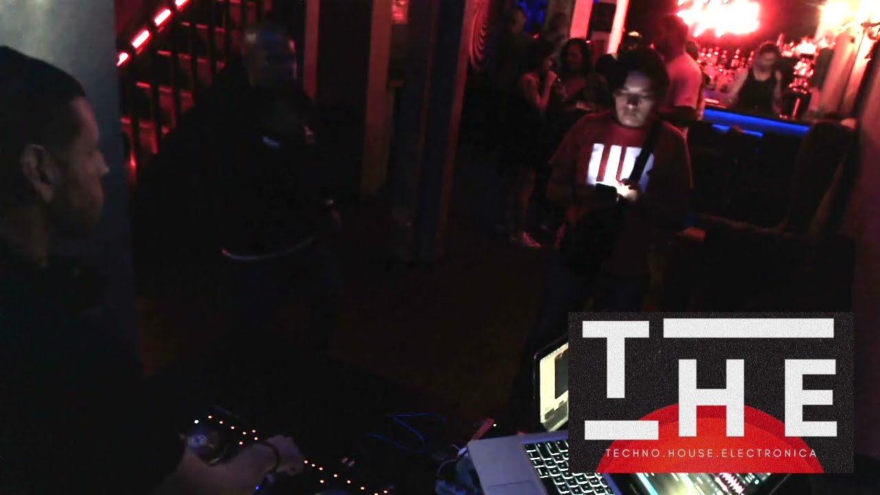 André Ribeiro  - T H E - Nov, 15 2024  - Hitch Bar