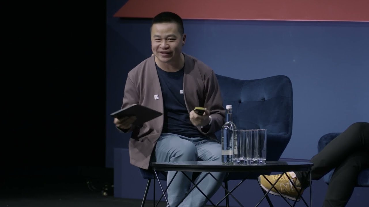 AI-powered pedagogical transformation: Visions of the 2040 classroom