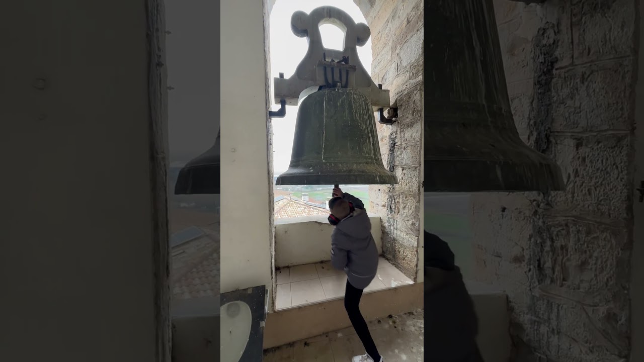 Suenan las campanas de Orkoien por año nuevo Navarra