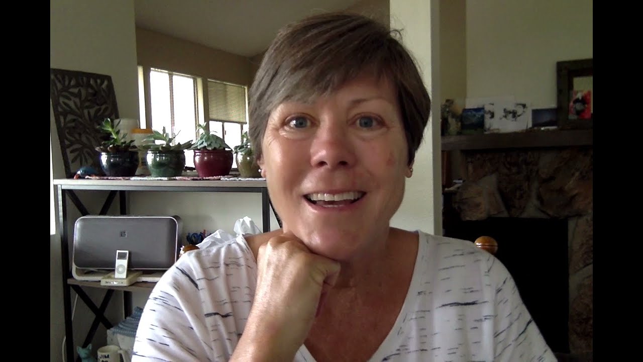 Monica Stillman Reads 
