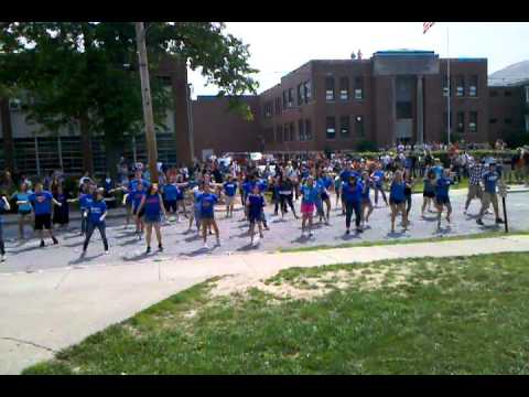 Flash Mob at Mt. Vernon Township High School!