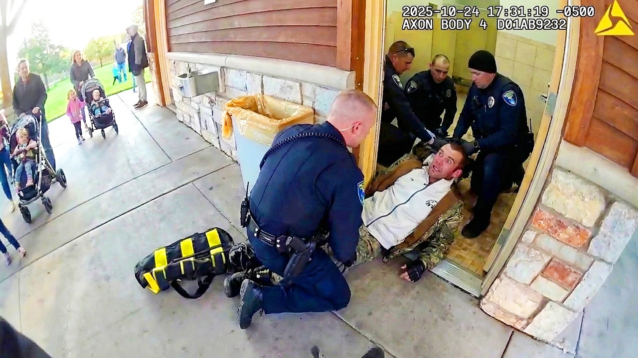 The Worst Thing You Could Do in a Public Bathroom