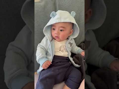 BABY BOY OUTFIT . Autumn outfit. Tywin dress up to go out with mummy.