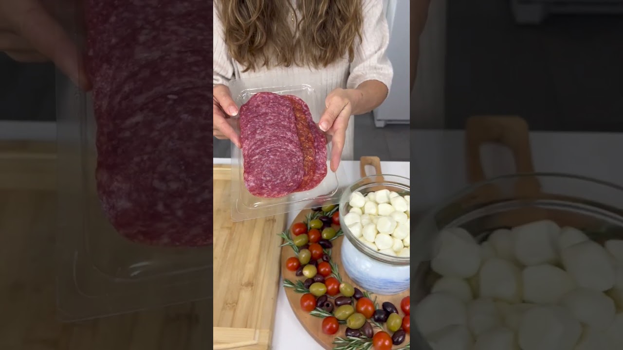 best charcuterie hack for christmas! #christmasdecor #easyrecipe #diy #charcuterieboard #christmas