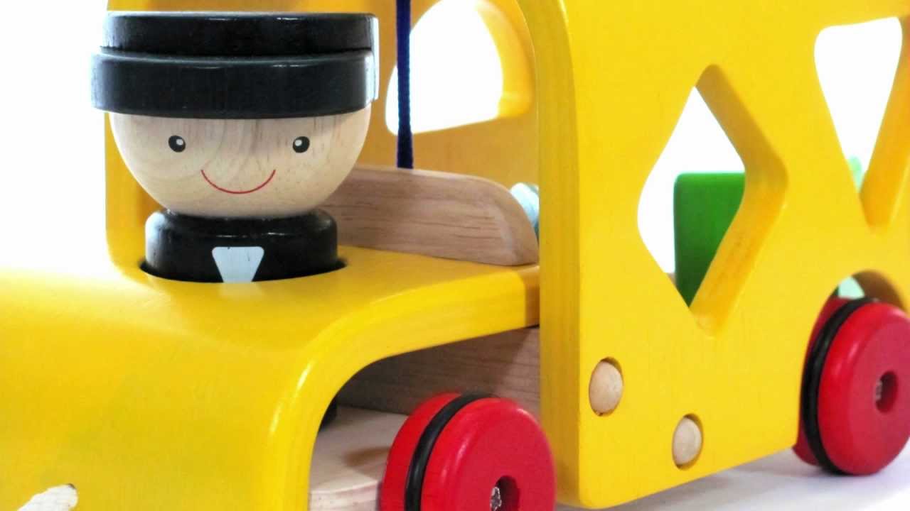 Plan Toys | Sorting Bus Toy Review