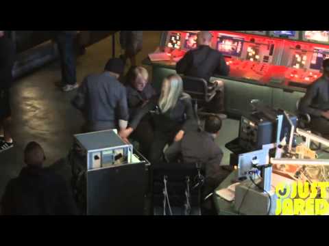Mockingjay Part 1 - All The Cast of Mockingkay Part 1 - Behind the scene