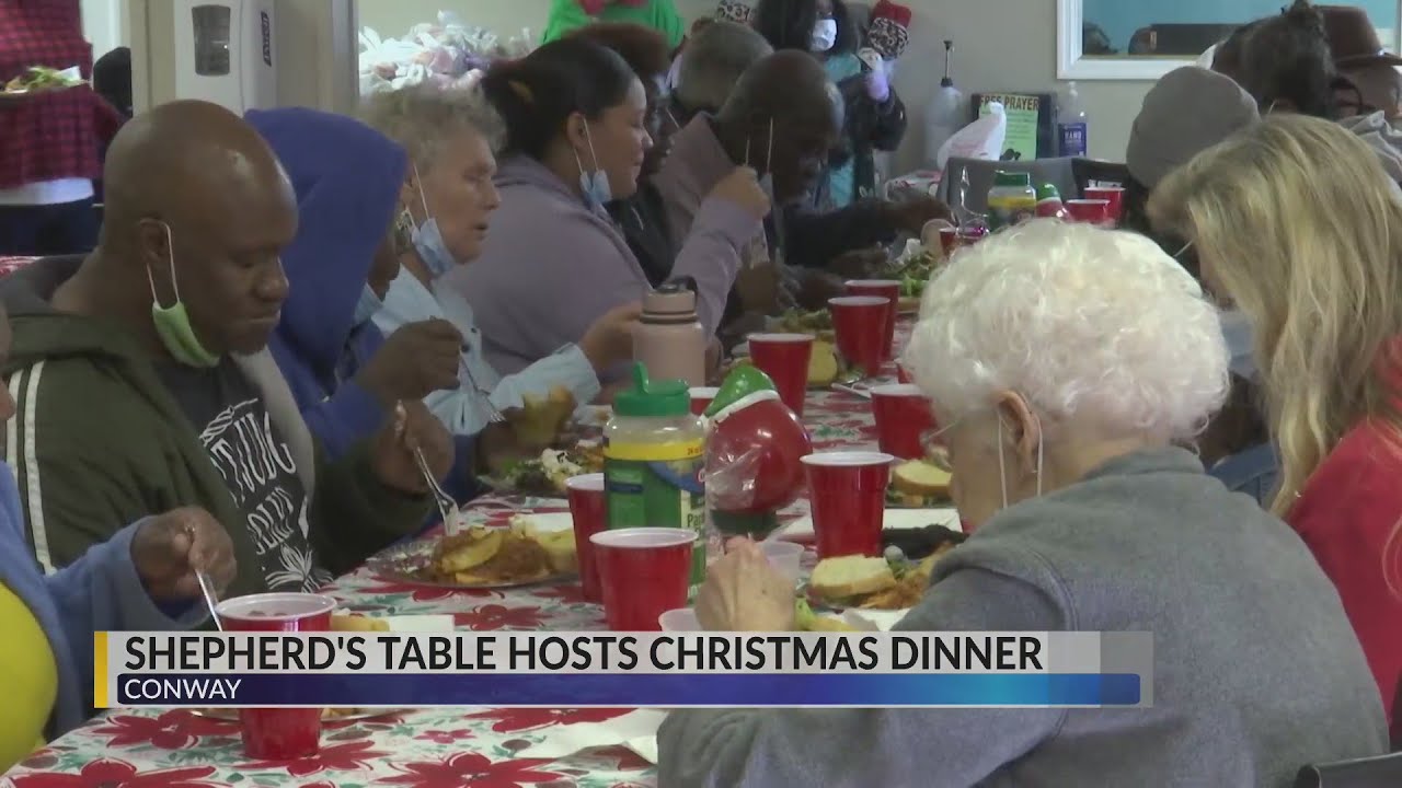 Shepherd's Table Hosts Christmas Dinner