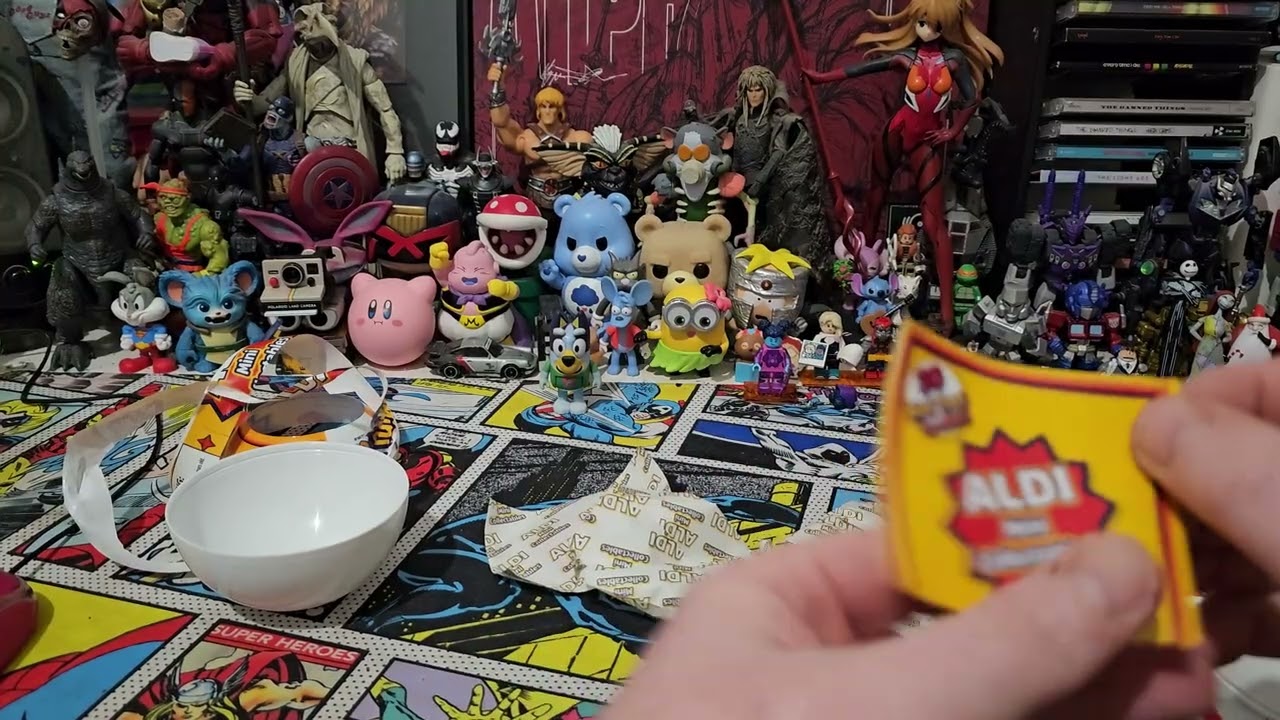 ALDI Mini Collectables Blind Ball Opening - 5 toys