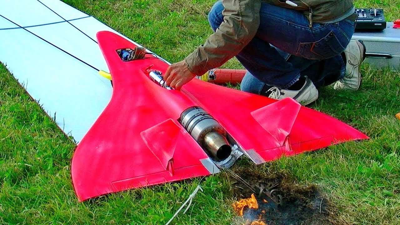 Watch the World's Fastest RC Jet Reach 727 KPH (451 MPH) - autoevolution