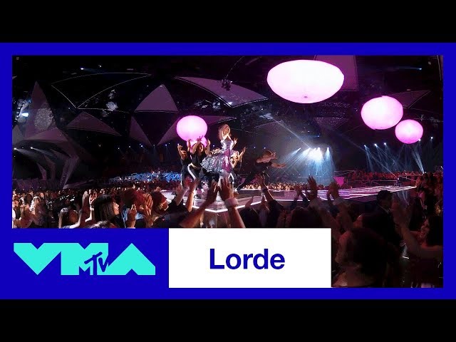 Top 5 memorable MTV VMA moments through the years