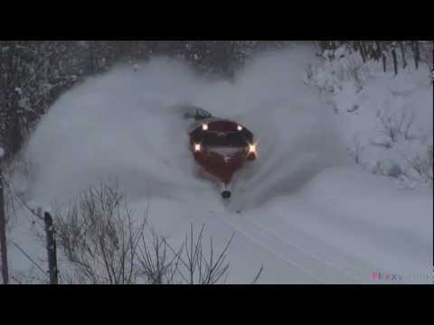 Train Plowing Through Deep Snow In Japan | "સુરતી ઉંધીયુ"