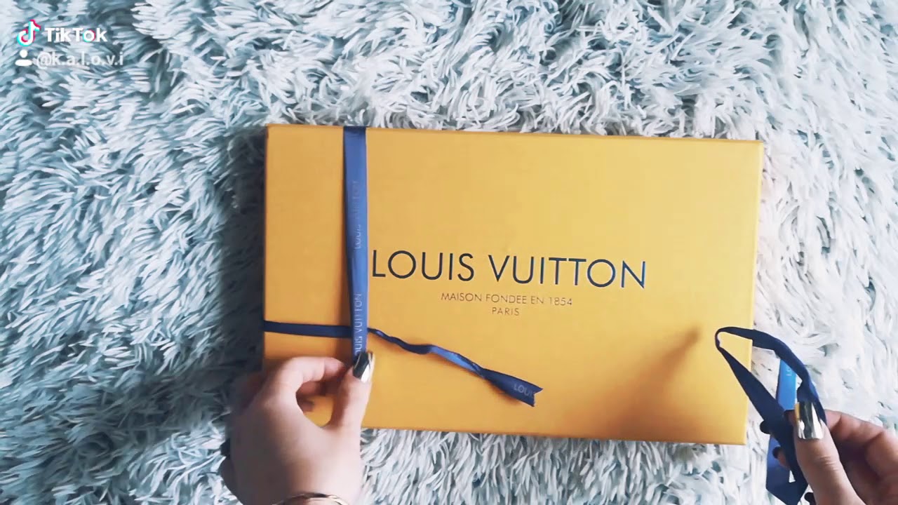 Tary... Louis Vuitton box