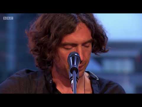 Crack The Shutters - Snow Patrol The Quay Sessions