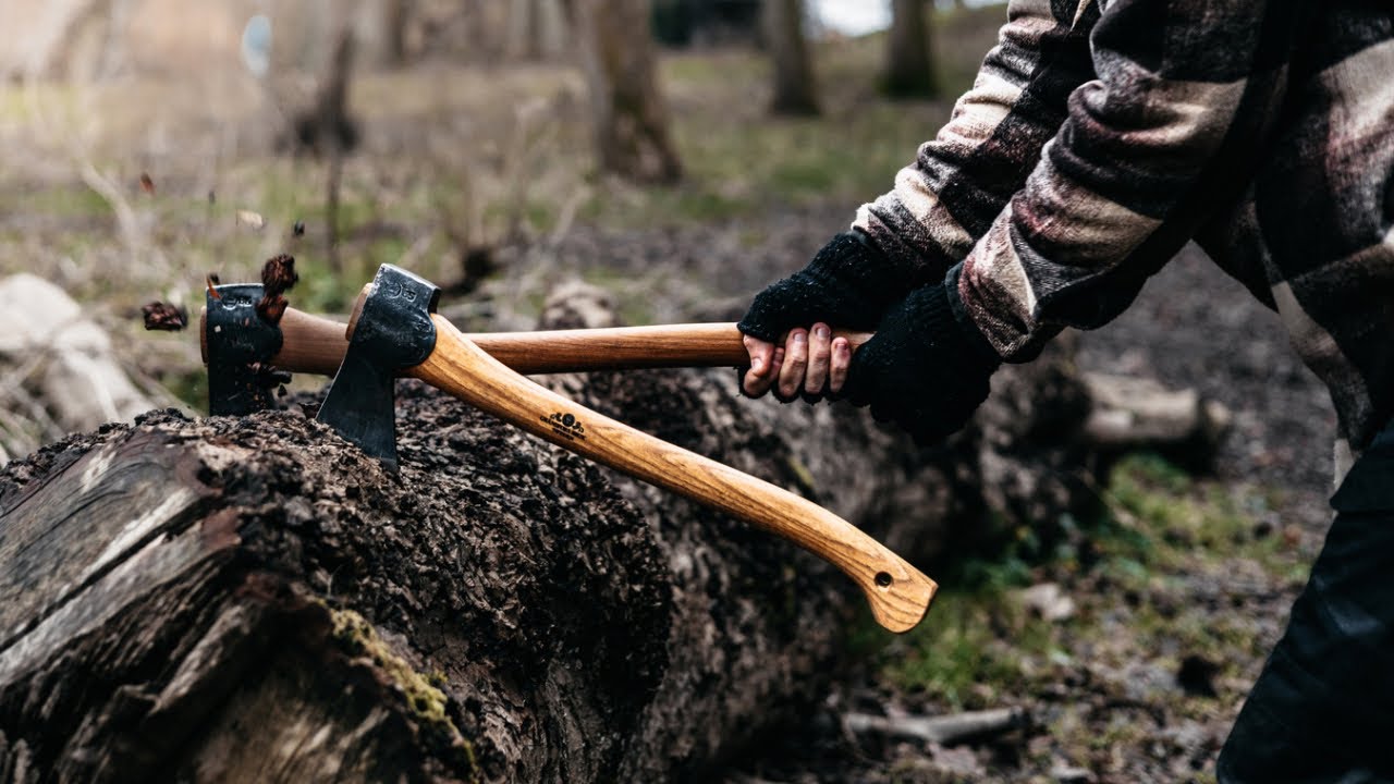 Gransfors Bruks Small Forest Axe VS Scandinavian Forest Axe
