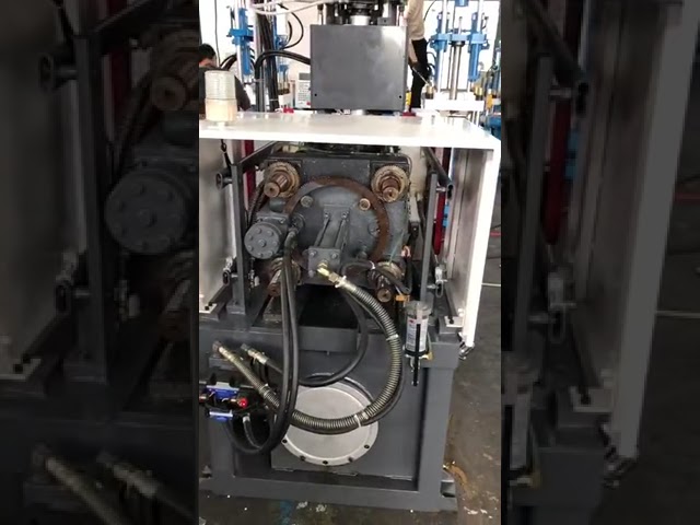 Vertical Screw Toggle Lock M - Horizontal Injection Moulding Machine ...