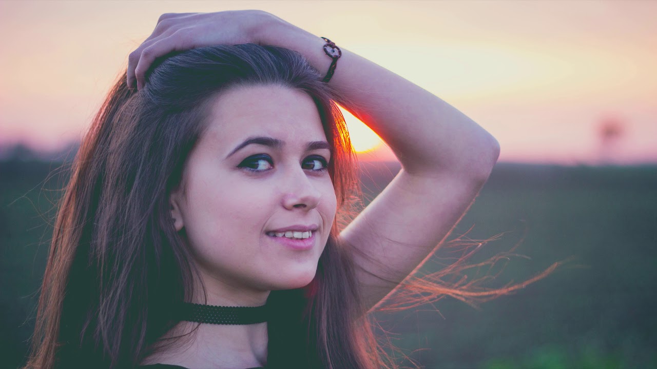 Beautiful Girls Wallpaper In 4K
