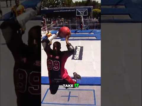 A MACHINE On The SlamBall Court!