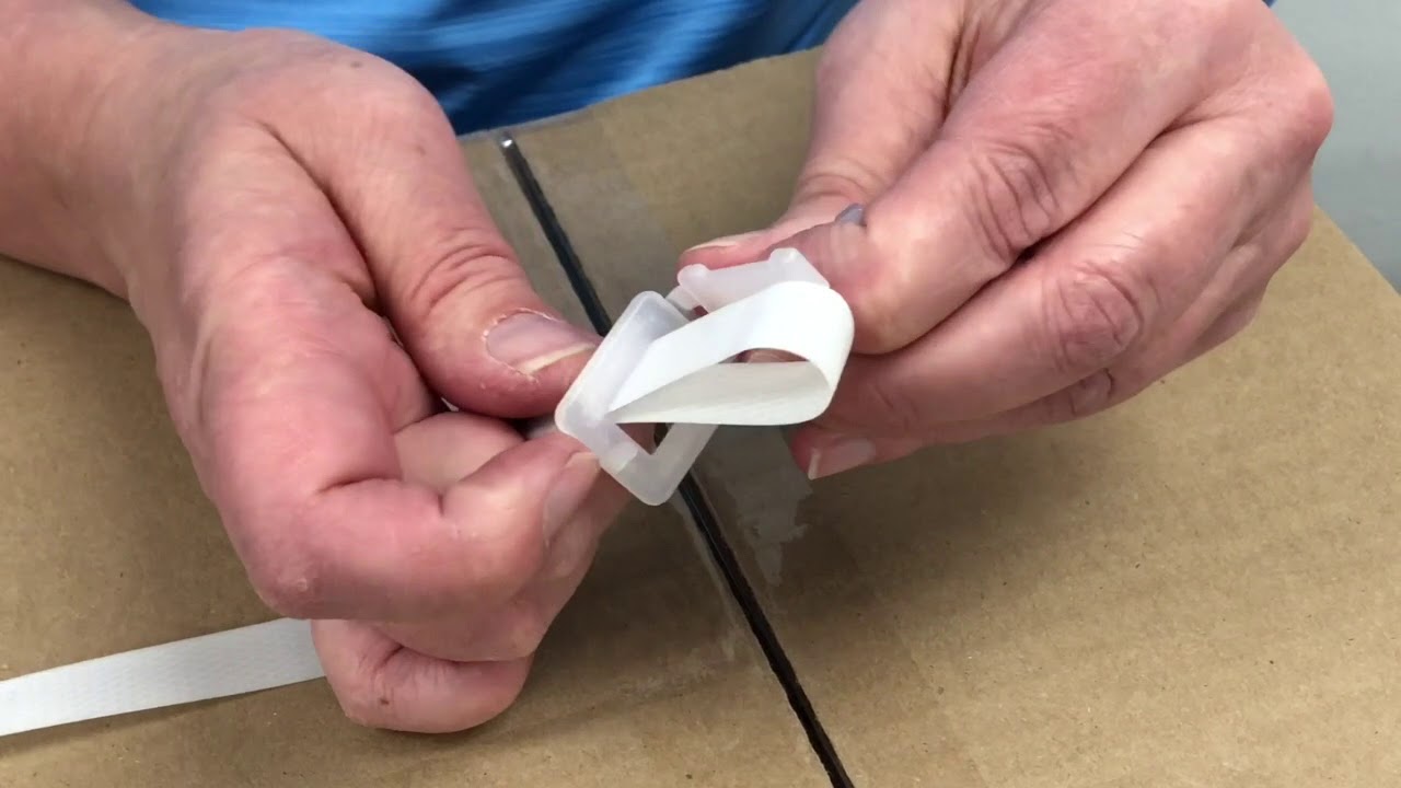Polypropylene Strapping with Buckles from Associated Bag