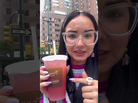 Trying the charged lemonade from Panera 🍋