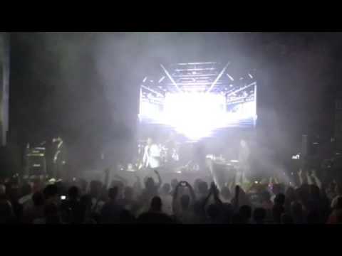 Michael Tait introduces Newsboys band