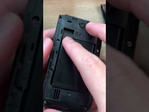 Nokia 2720 flip Micro SD Card slot