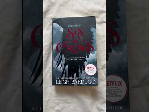 what are you reading? #currentlyreading #bookworm #bookish #bookrecommendations #sixofcrows #books