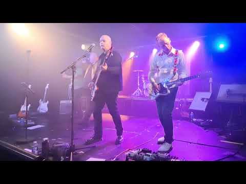 Band Members – The Postcards