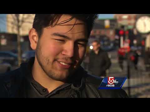 Singer known for grocery store serenades gets accepted to Berklee