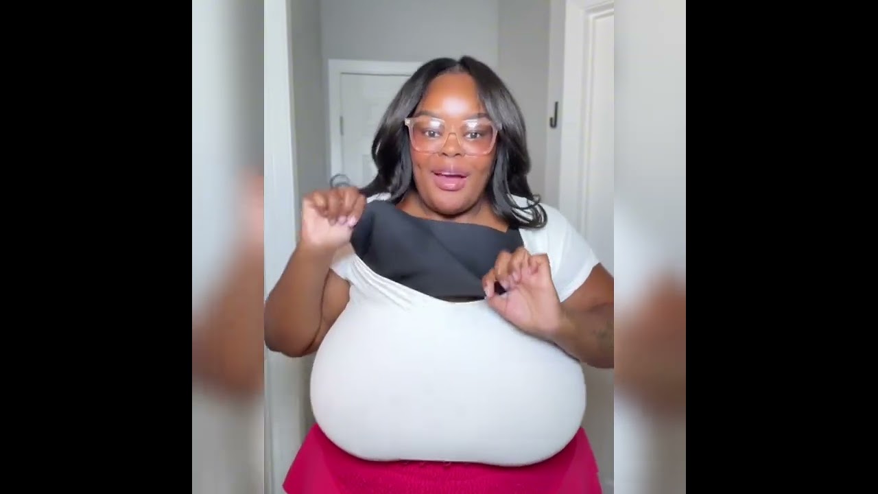 Experience the CurveVera Bras Collection — no wires, no limits, just all-day confidence and comfort!