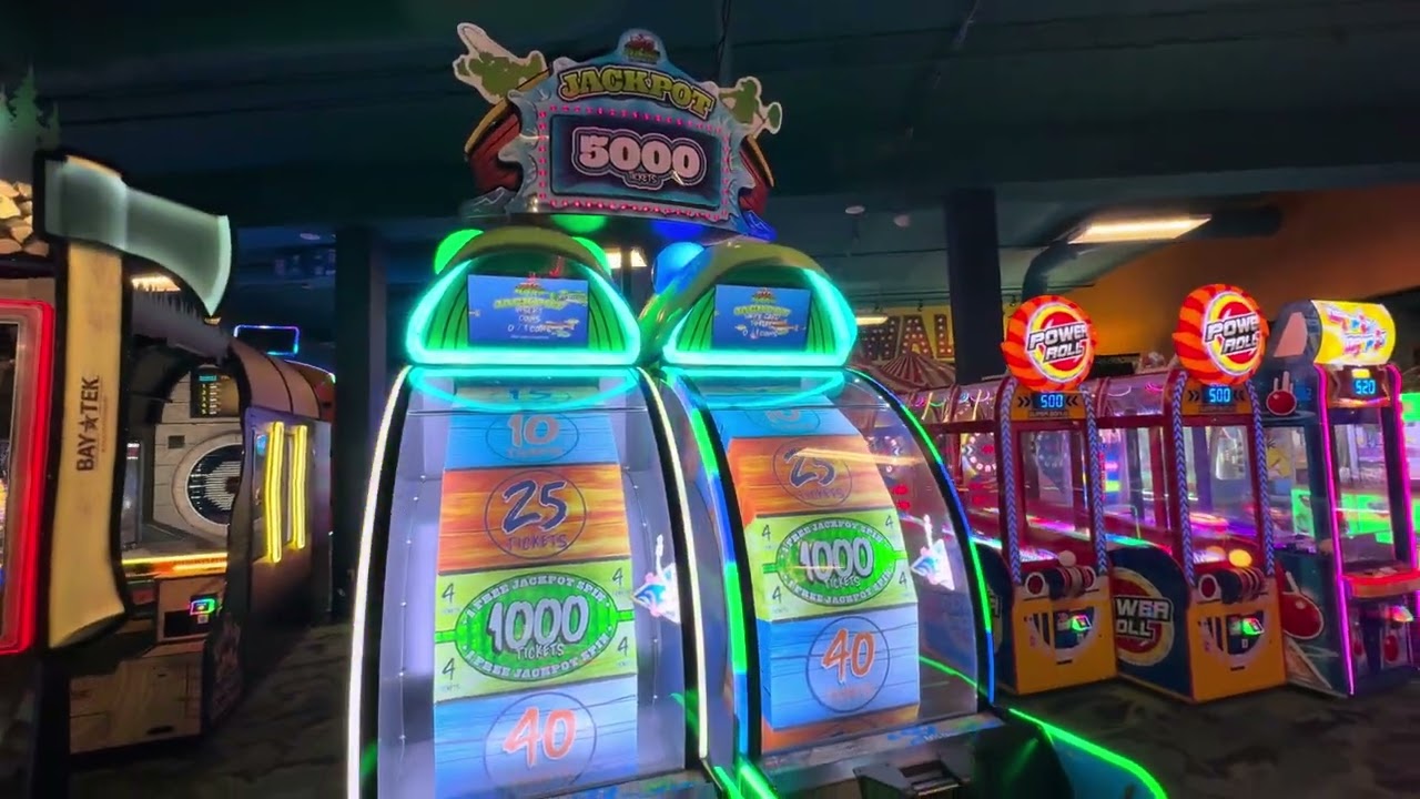 Kalahari Resorts & Waterpark (Poconos, PA), 4K arcade walkthrough & tour, April 2024