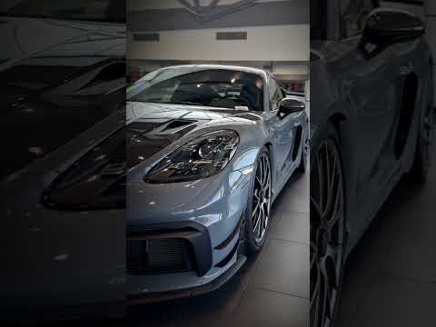 🔥This isn’t your average GT4RS This one’s equipped with the Manthey Racing kit Nürburgring-tested👀