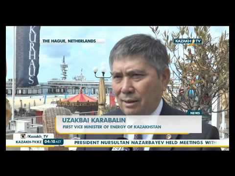 Kazakhstan signs International Energy Charter