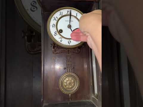 Vintage Antique Vienna Regulator clock