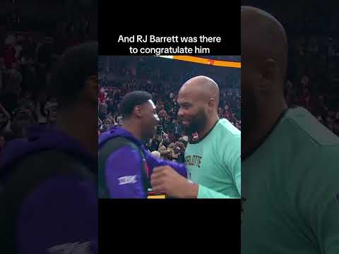 Taj Gibson plays his 1,000th game β and RJ Barrett is there to congratulate him π§‘π