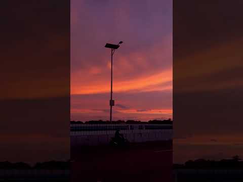 The sunset is beautiful, isn't it?π§‘