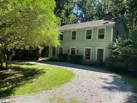Virtual tour of 4 Dowlin Forge Rd in Downingtown, PA 19335