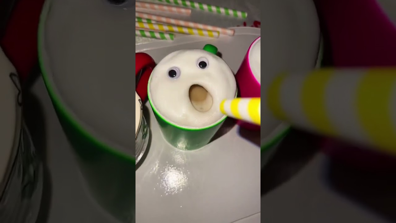 Even coffees can SIUUUU ☕️😂 #ronaldo  #funny