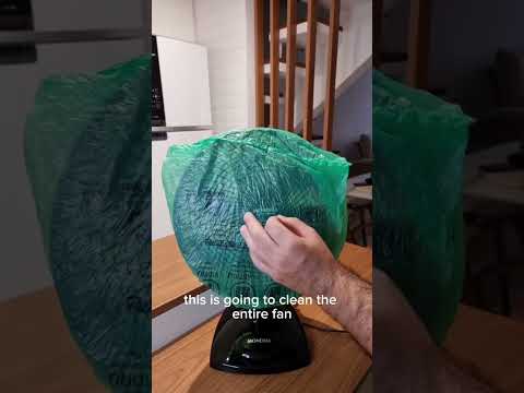 Clean your fan in easy way by putting plastic bag on it!