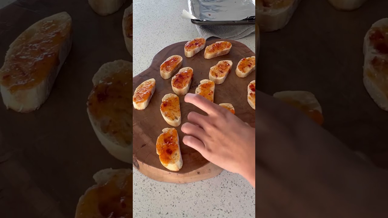 Easy appetizer in under 8 min😛🥖 #partysnackrecipes #appetizer