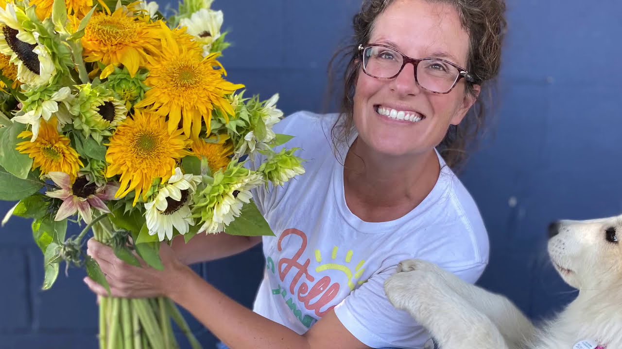 365 Days in 13 minutes at Blue Sky Flower Farm