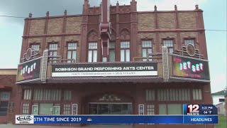 Robinson Grand Theater announces Christmas movie lineup