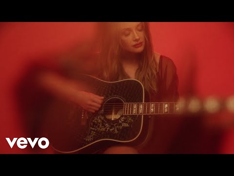 Fault Line by Carly Pearce - Songfacts