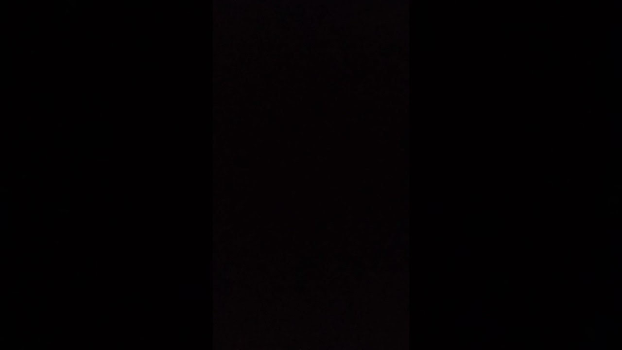 Black wallpaper