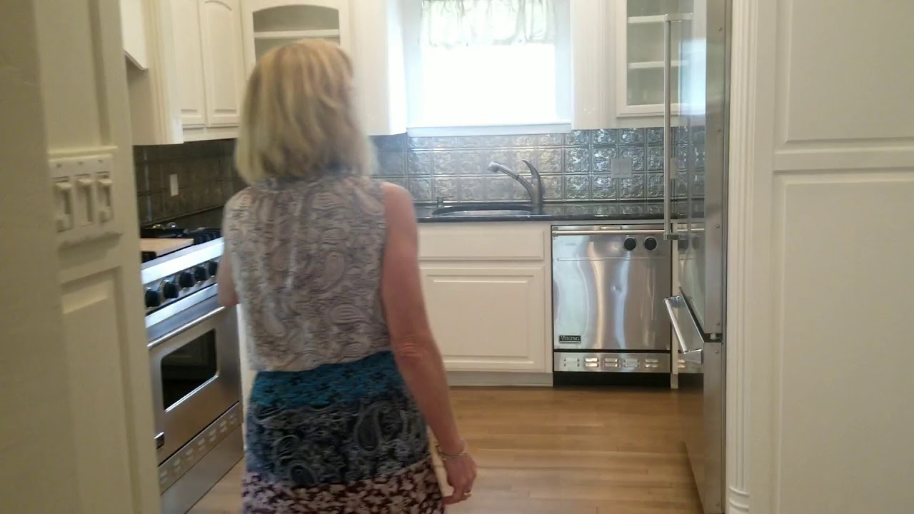 Quick tour of 1401 Omohundro - a beautifully restored historic home in Rockport Texas
