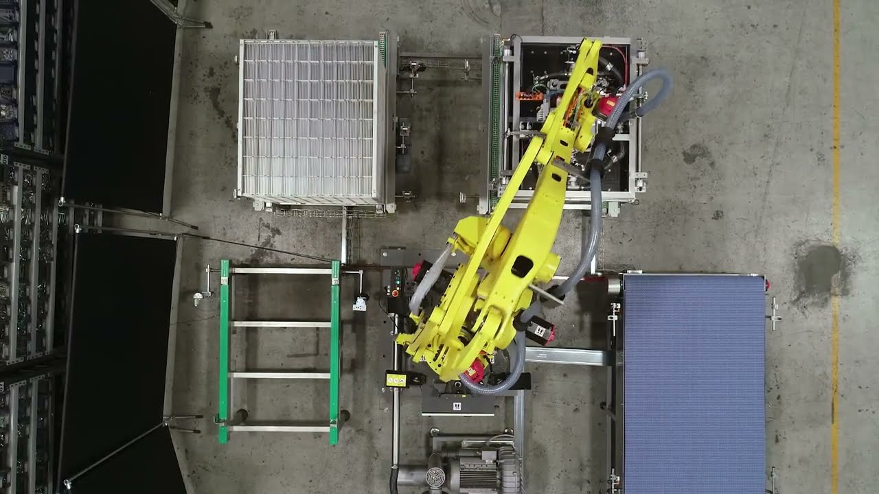 CFT Group - Top loading layer forming basket loader CR 1450