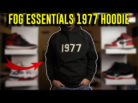 IS THE FEAR OF GOOD ESSENTIALS 1977 HOODIE WORTH IT?! | OUTFIT IDEAS