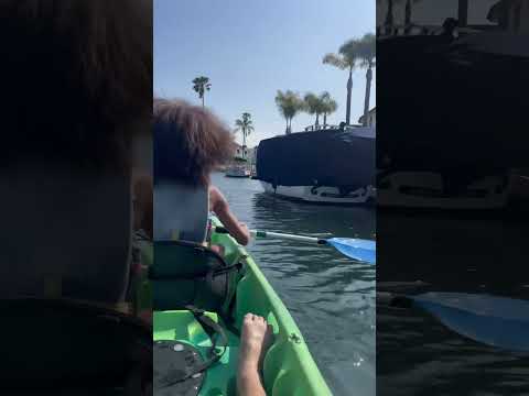 Kayaking through the Long Beach canals π£πΌββοΈπ£πΌββοΈππ