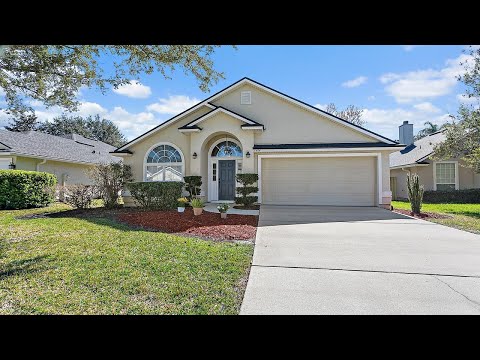 1404 W Chinaberry Ct, Saint Johns, FL